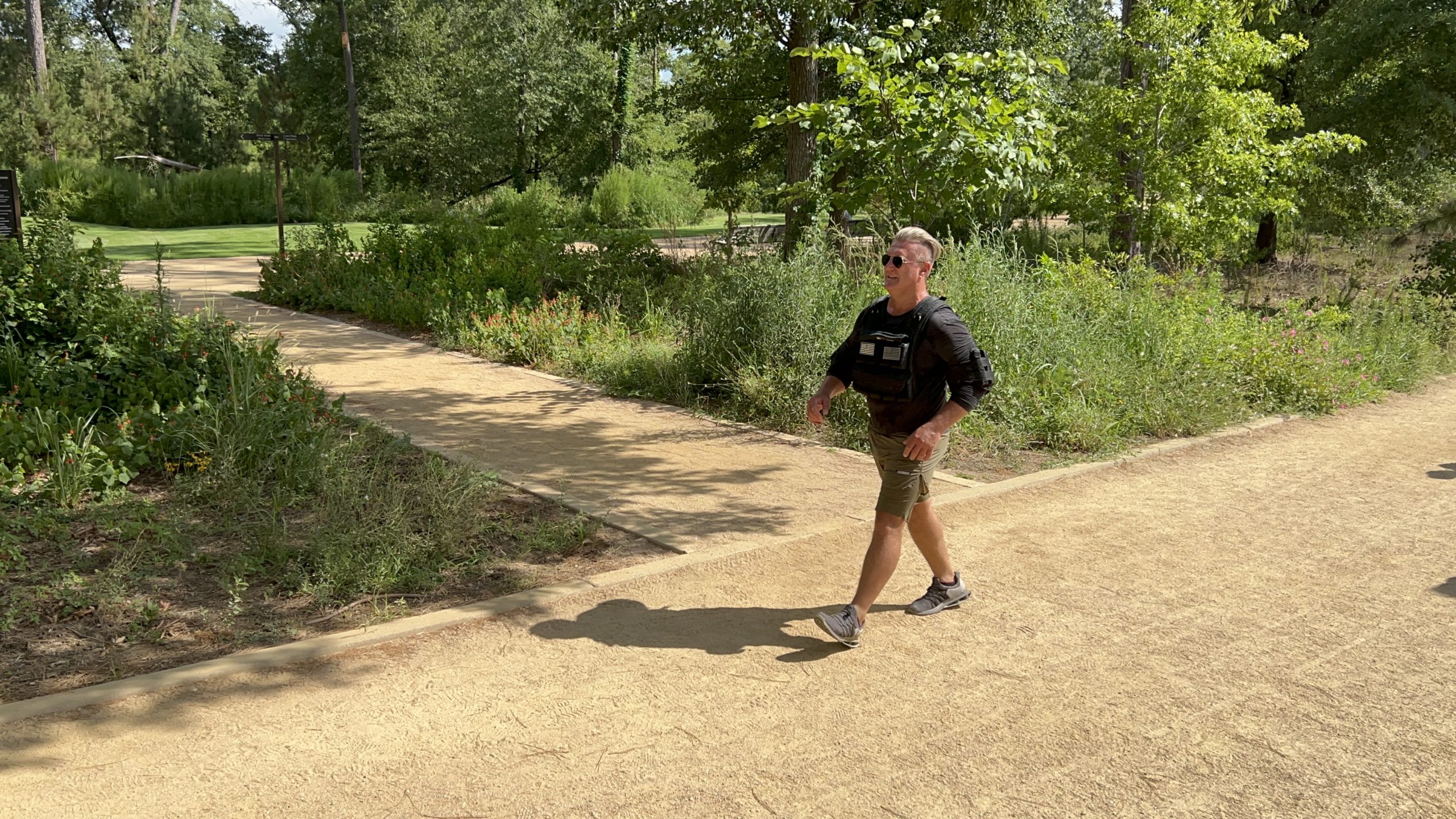 Samir Becic Extreme Fitness Challenge: 3 miles with a 200 lbs Weight Vest